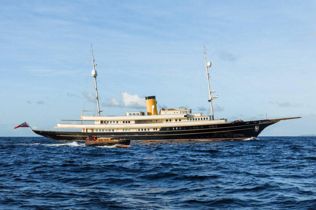 NERO Yacht - Official Website